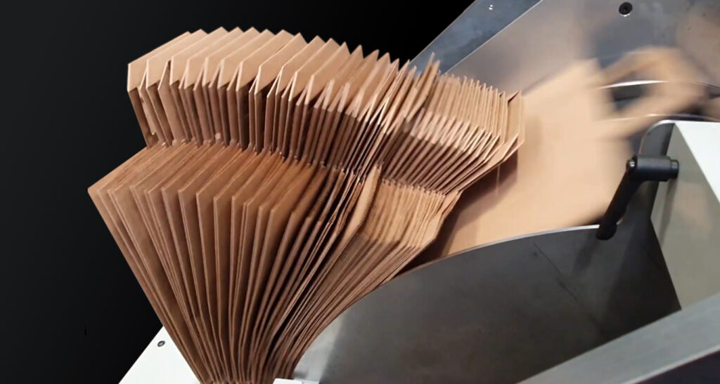 Paper bag making machine 5XF by Holweg Weber Group